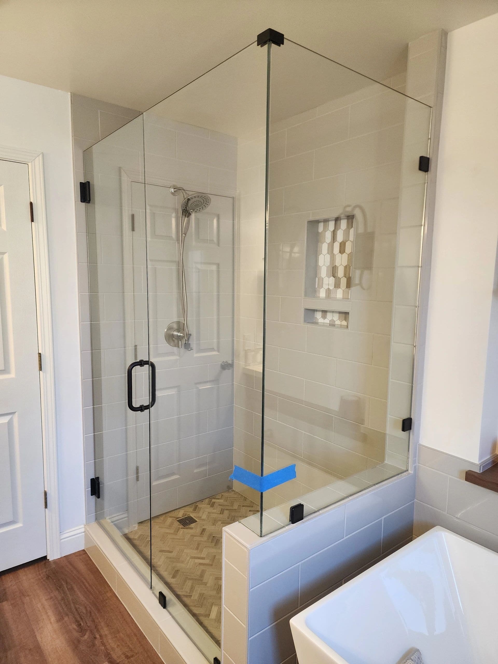 775 glass & shower doors Offers Frameless Shower Doors in Reno, NV 89512
